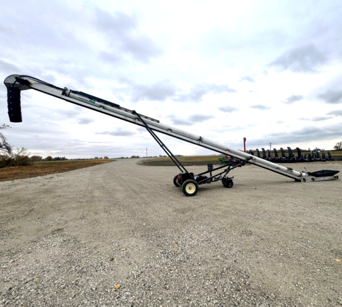 Self-Propelled Field Loaders - Pro-Conveyor